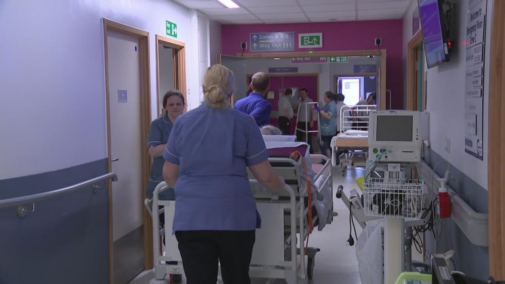 Record waiting times for the NHS – Channel 4 News