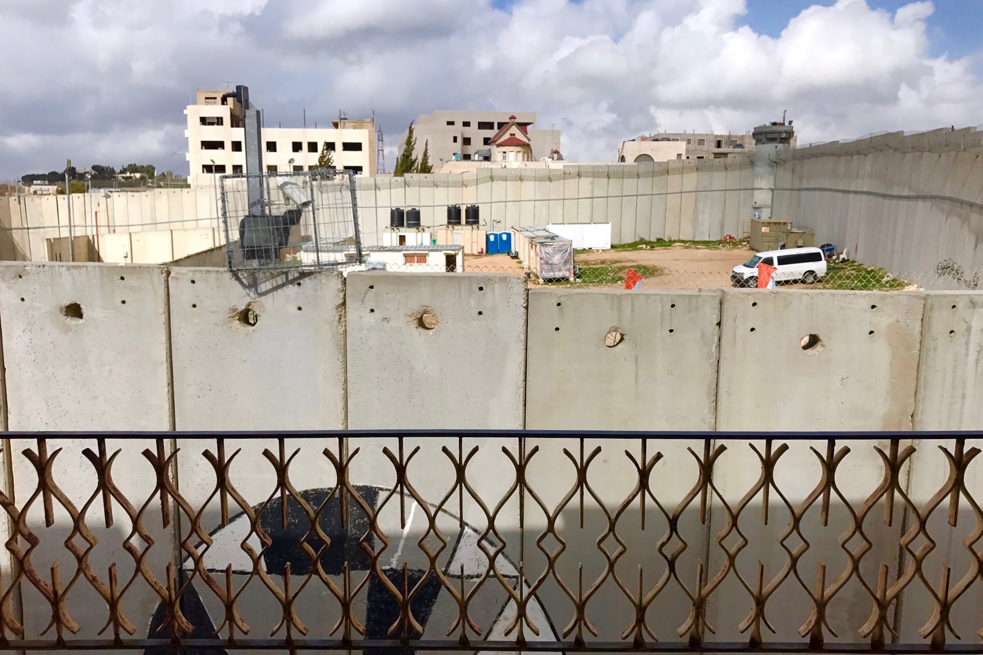 See inside Banksy’s new Walled Off Hotel in Bethlehem – Channel 4 News