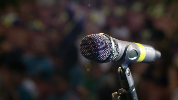 Why are so many famous British actors posh? Can it change? – Channel 4 News