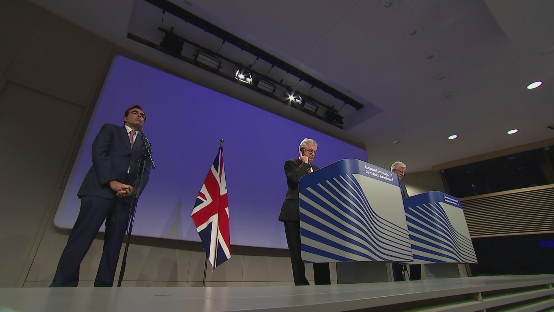 Michel Barnier: Brexit negotiations have hit ‘disturbing’ deadlock ...