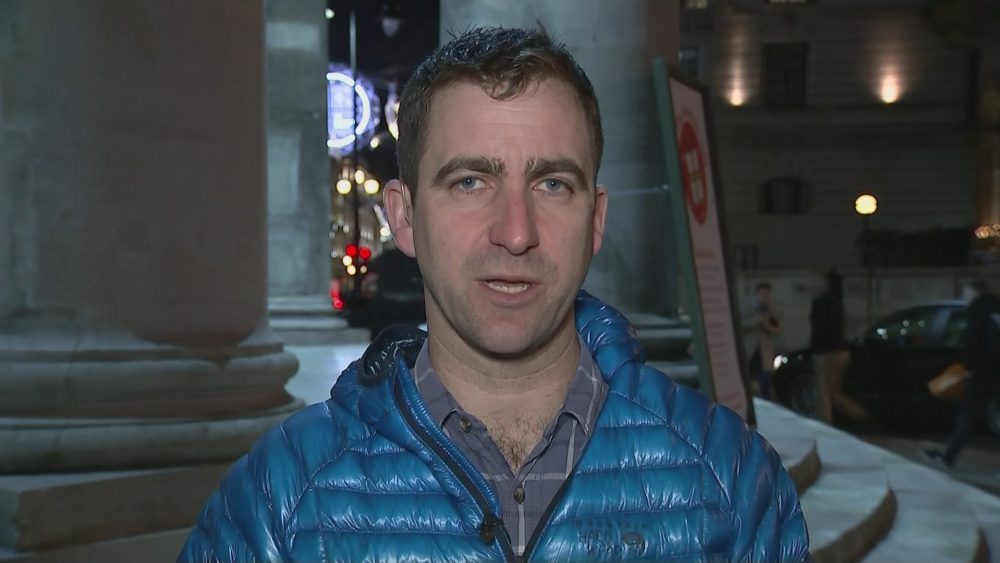 Brendan Cox: Trump ‘spreading far-right vitriol’ – Channel 4 News