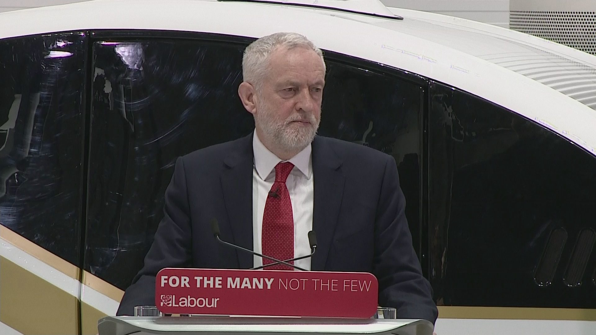 Corbyn backs new customs union with EU – Channel 4 News