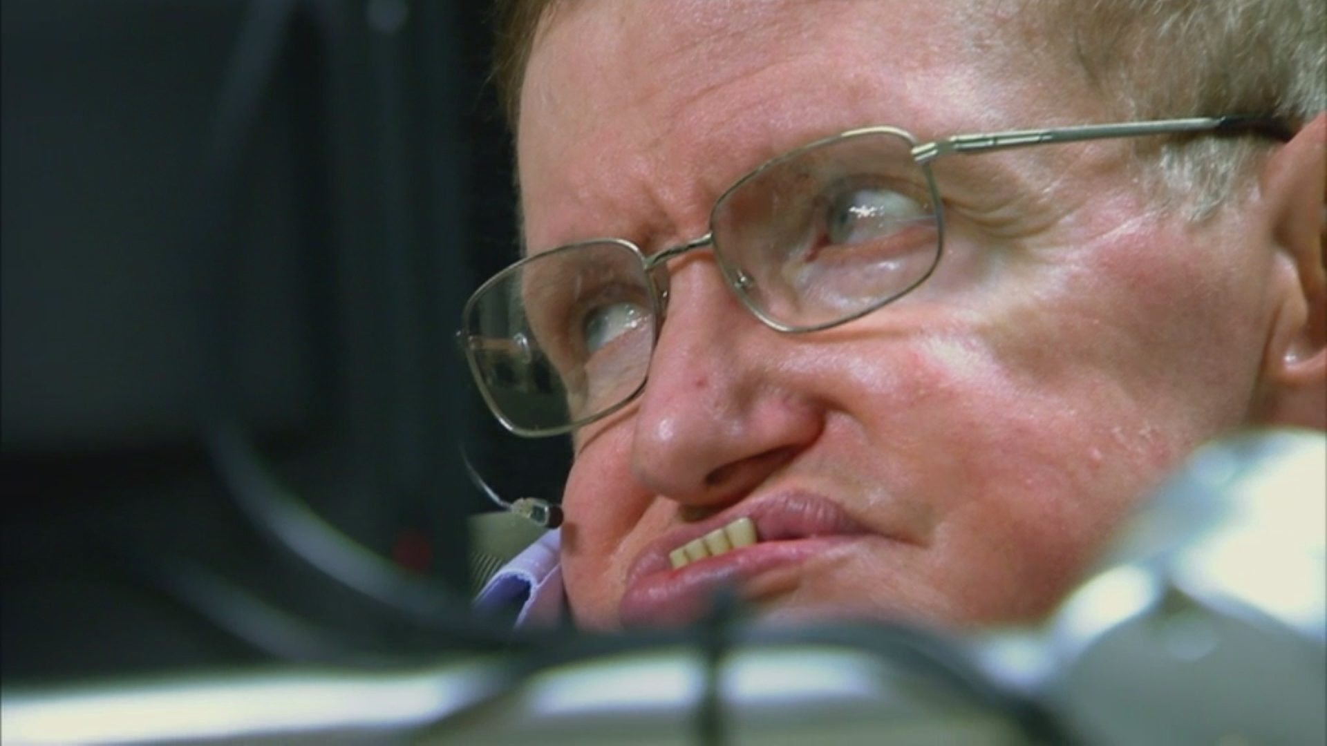 Stephen Hawking dies at 76 – Channel 4 News