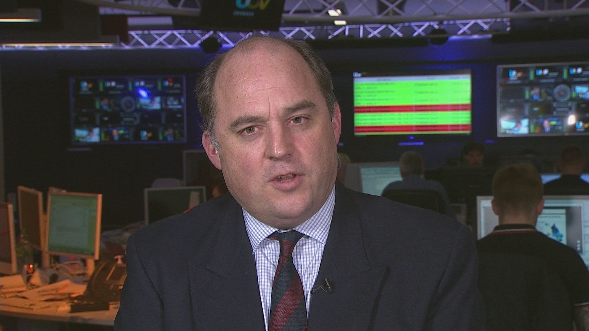 Security minister ‘incredibly worried’ by Russia – Channel 4 News