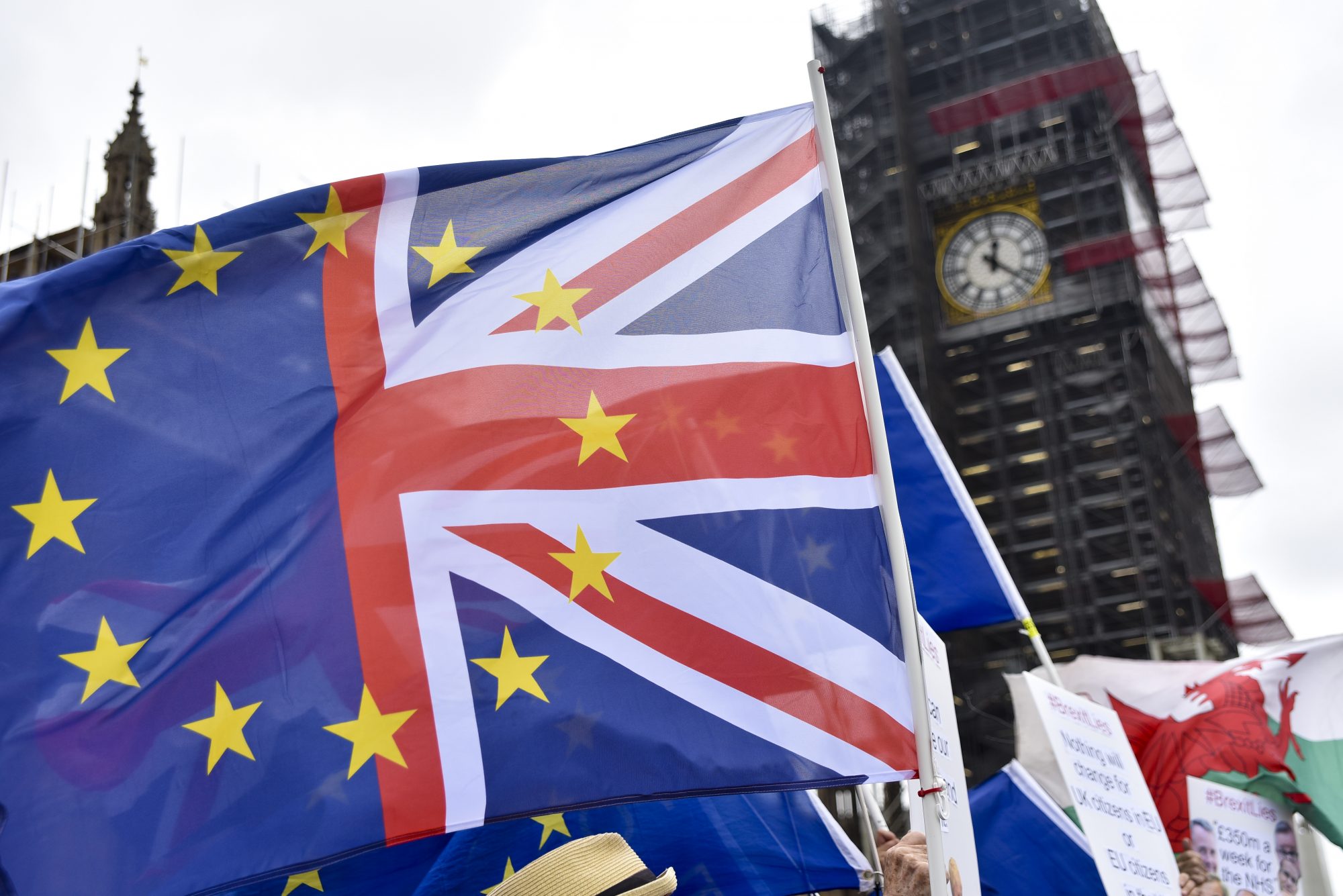 Decision day on Brexit vote compromise – Channel 4 News