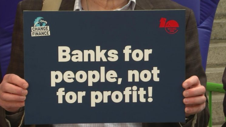 Economists warn of new financial crisis on anniversary of 2008 crash ...