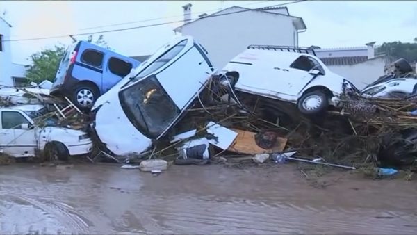 Deaths after flash floods in Majorca – Channel 4 News