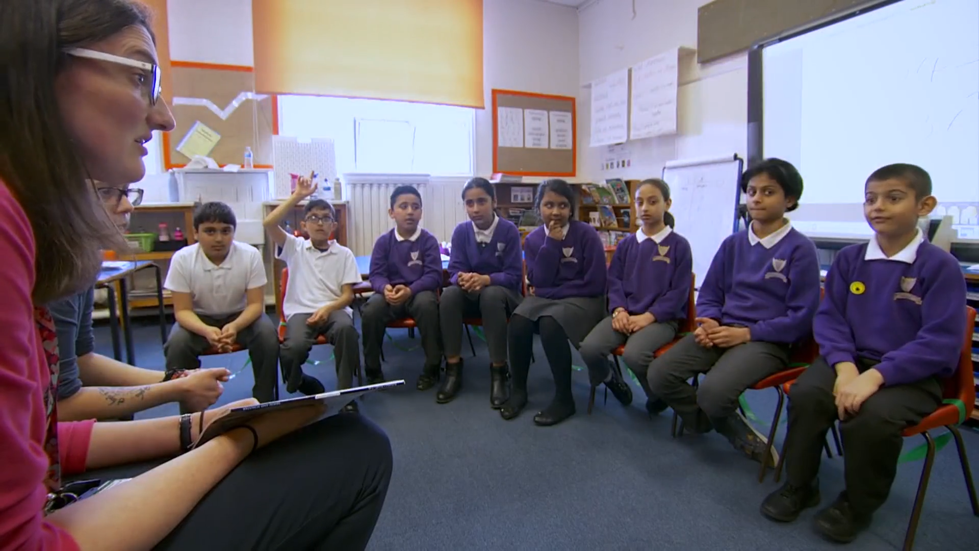 Protest at primary schools over LGBT tolerance lessons – Channel 4 News