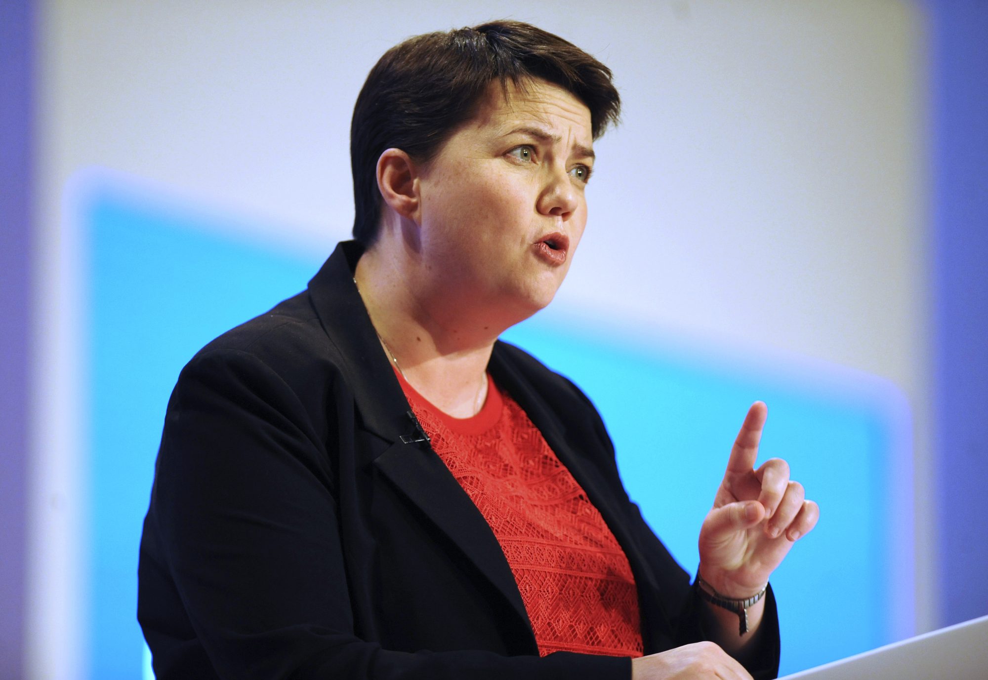 Ruth Davidson to quit as Scottish Tory leader – Channel 4 News
