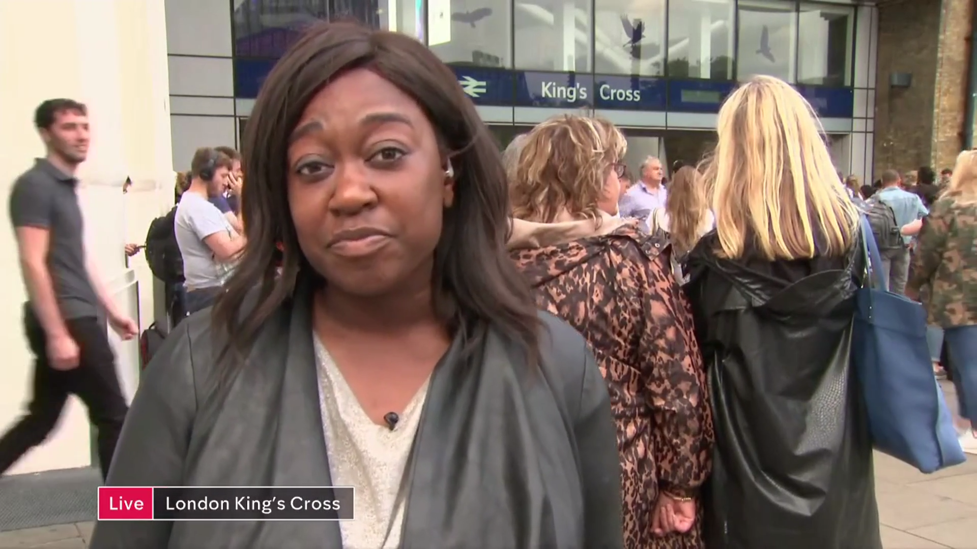 Major power failure across UK affects trains, airports and traffic ...