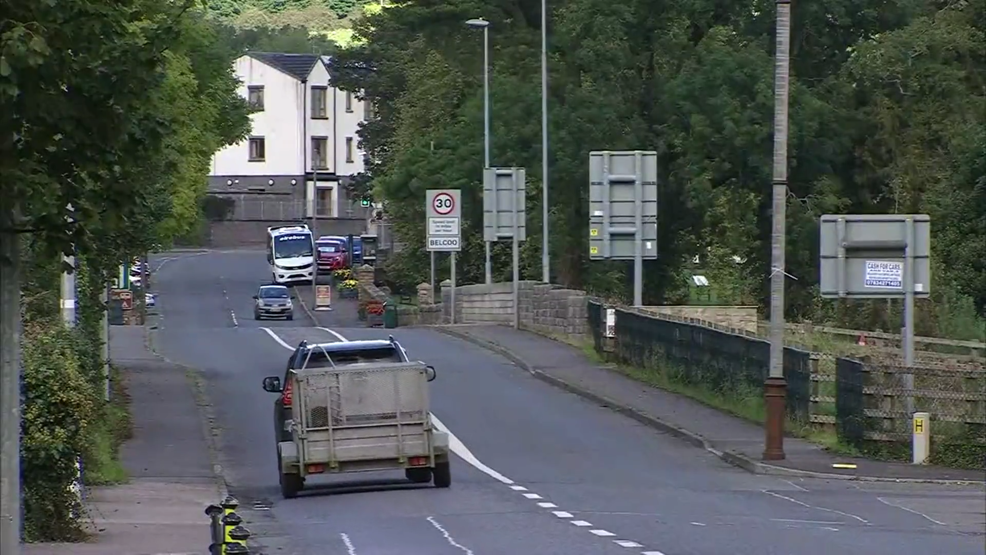 Irish border communities react to possible customs checks – Channel 4 News