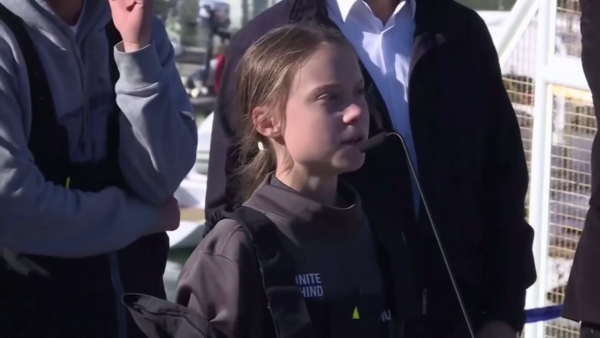 Greta Thunberg says she is “angry” as she arrives in Lisbon ahead of ...