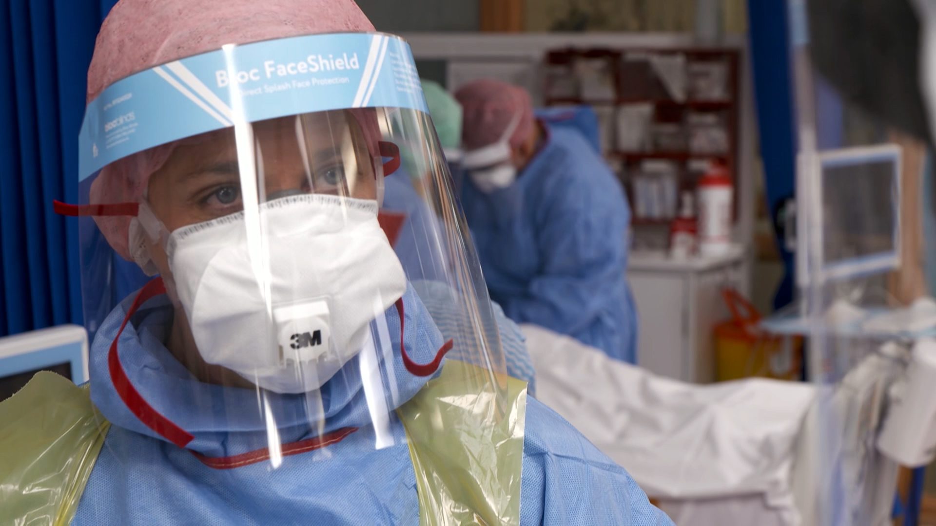 Inside ICU with impressive coronavirus recovery record – Channel 4 News