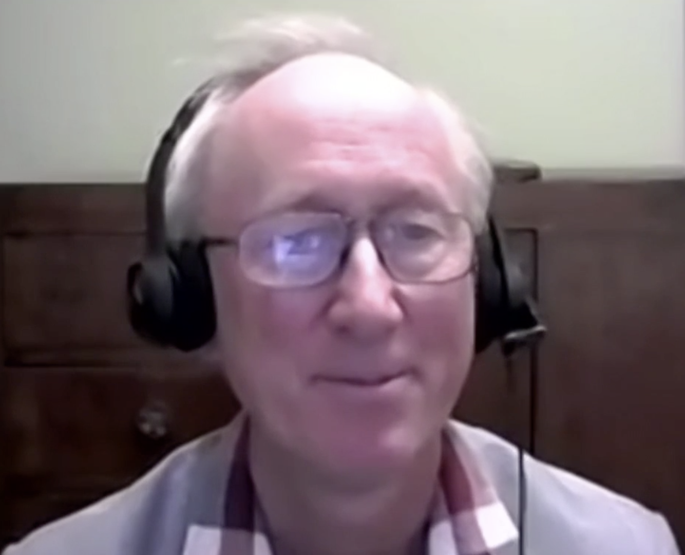 ‘No way out’ of lockdown, says UEA’s Prof David Livermore – Channel 4 News