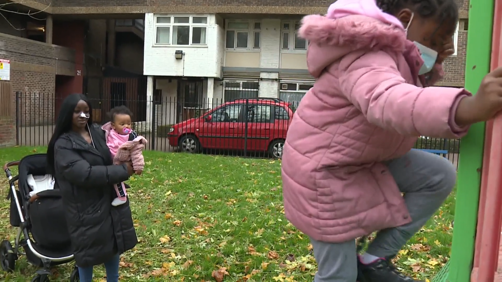 Government to spend over £400m on support for poor families in England ...