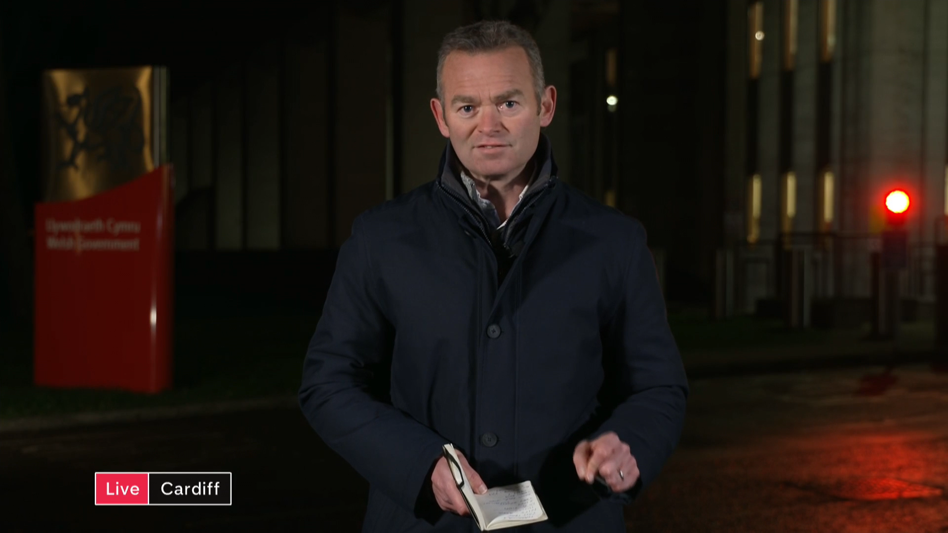 UK ministers offer Welsh patients treatment in England – Channel 4 News