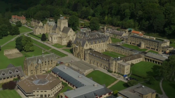 Ampleforth College faces questions over pupil safeguarding – Channel 4 News