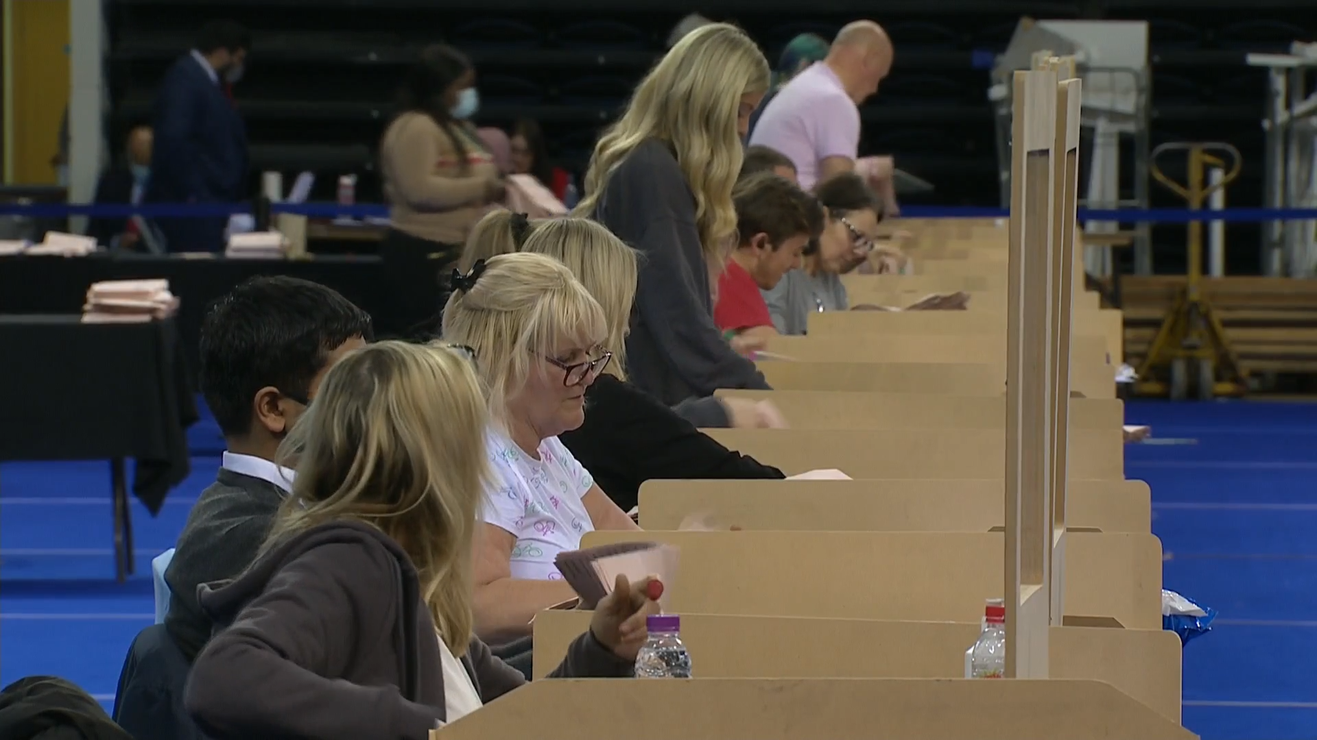 Latest on the election results from across the UK – Channel 4 News