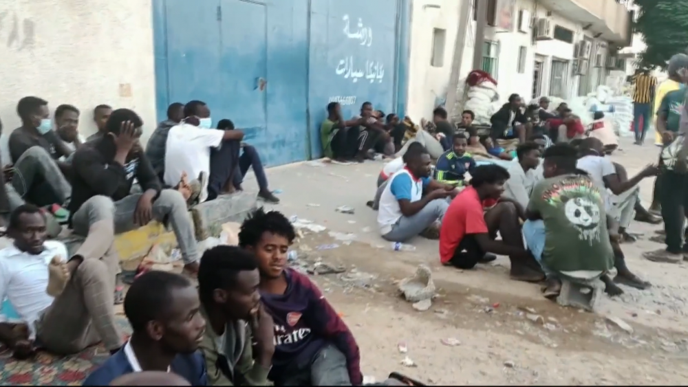 Libya: Thousands of migrants rounded up and taken to ‘inhumane ...