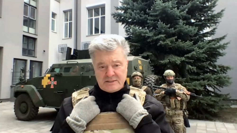 Petro Poroshenko: Stronger sanctions needed for Putin to withdraw ...