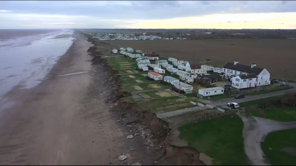 Rising sea levels: Warning hundreds of thousands of England’s homes at ...