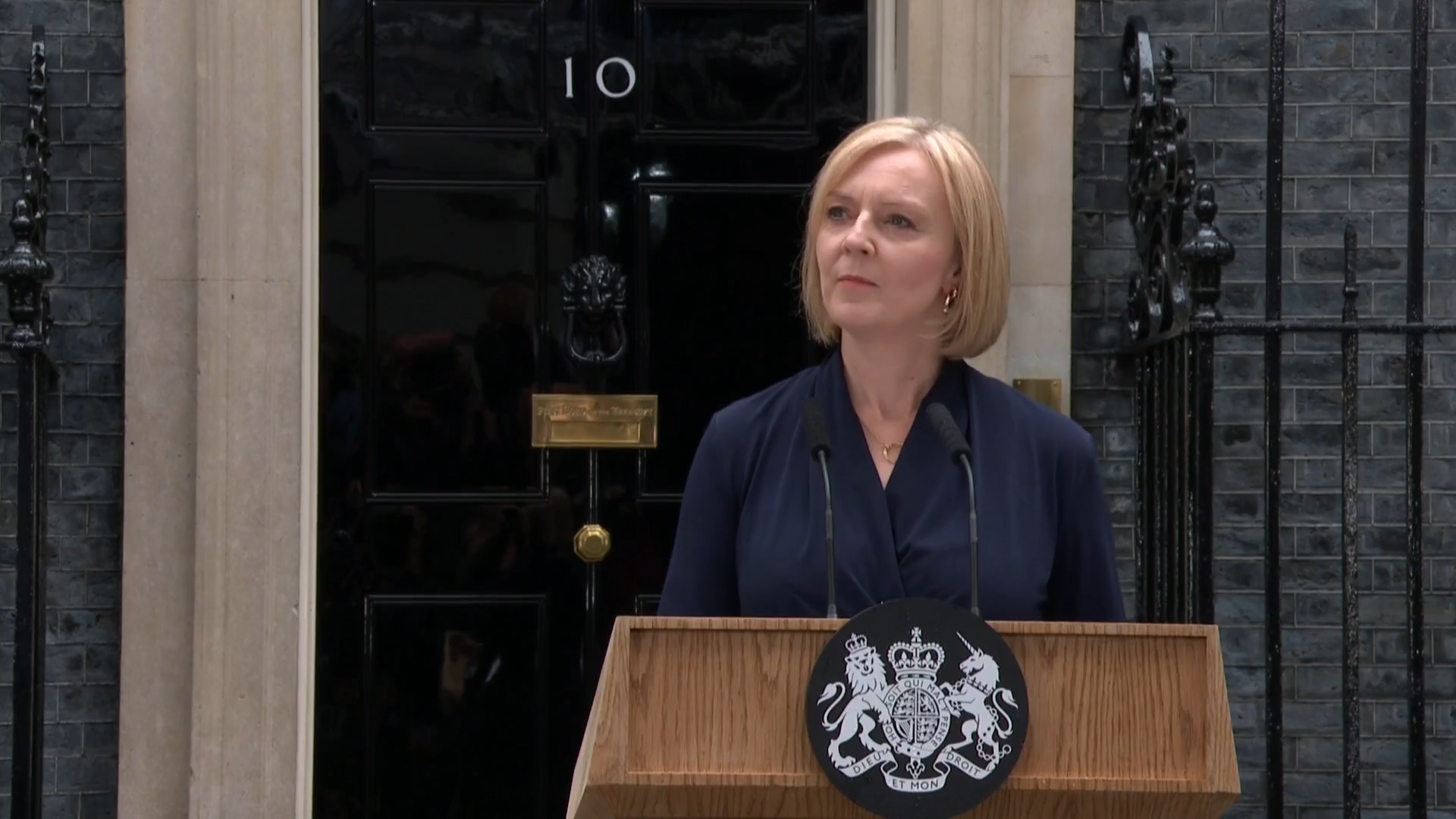Liz Truss delivers first speech as PM – Channel 4 News
