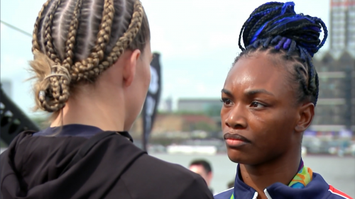 London hosts first all female boxing card – Channel 4 News