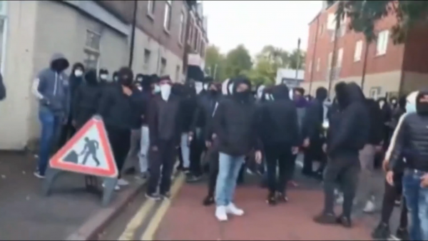 Hindu and Muslim communities call for violence to end after Leicester ...
