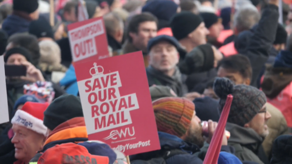 Royal Mail strike: Thousands rally outside parliament in latest wave of ...