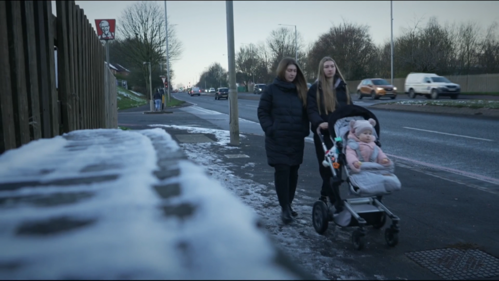 The Ukrainian refugees facing homelessness at Christmas – Channel 4 News