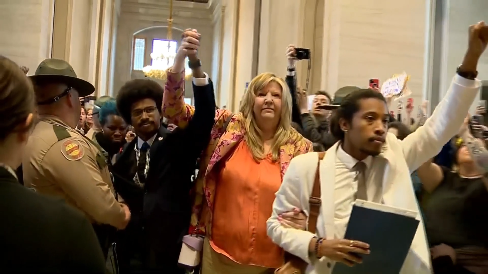Tennessee Democrats fight for seats after expulsion for ‘completely ...