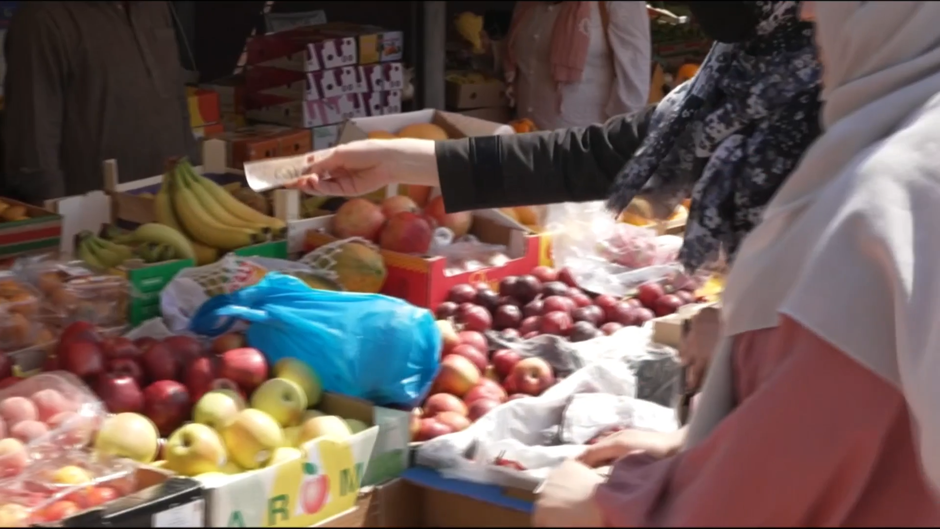 UK inflation stuck at highest level in forty years – Channel 4 News