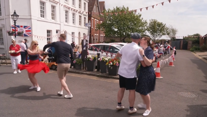 Thousands of street parties across UK to celebrate King’s coronation ...