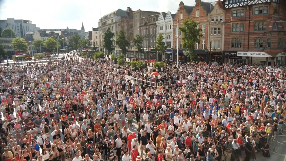 ‘Inspiring and touching’ – Hundreds attend vigil in Nottingham city ...