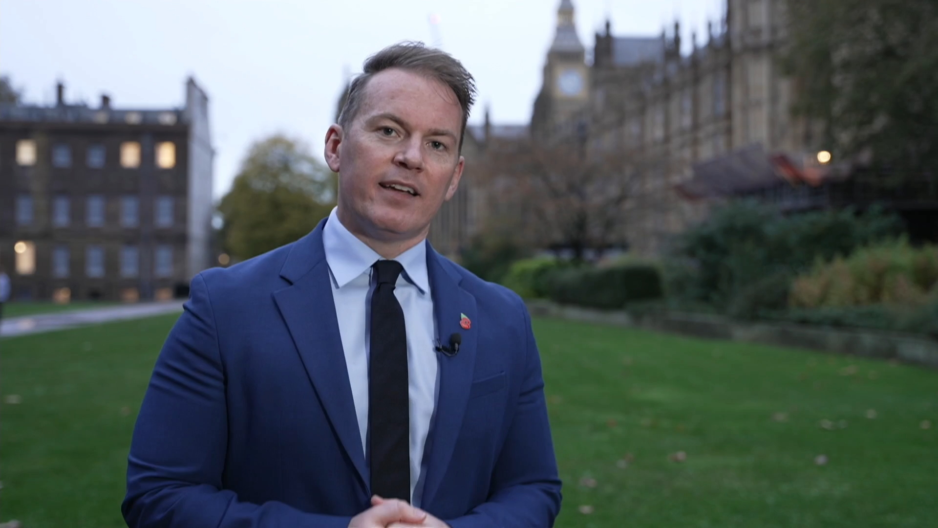Labour front bench MP resigns over Starmer’s Gaza stance – Channel 4 News