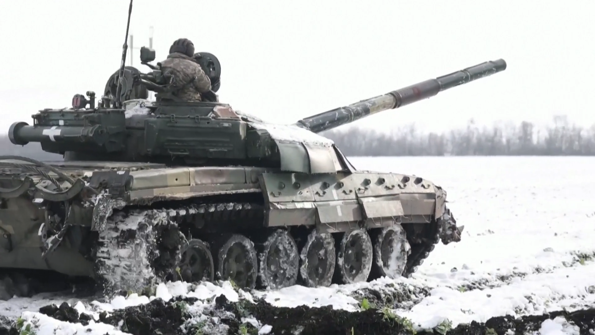 Ukraine Russia war: Snowstorm and hurricane winds cause havoc across ...