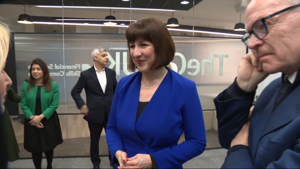 Helia Ebrahimi, Economics Correspondent – Channel 4 News