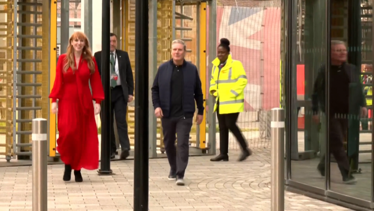 Deputy Labour leader Angela Rayner being investigated by police ...