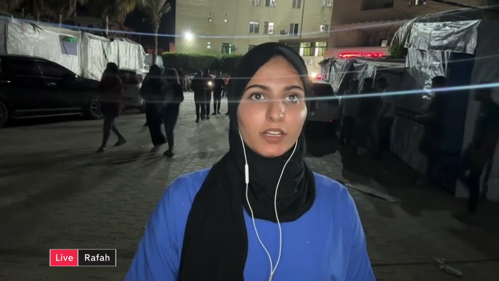 ‘We are very afraid’, says doctor in Rafah – Channel 4 News