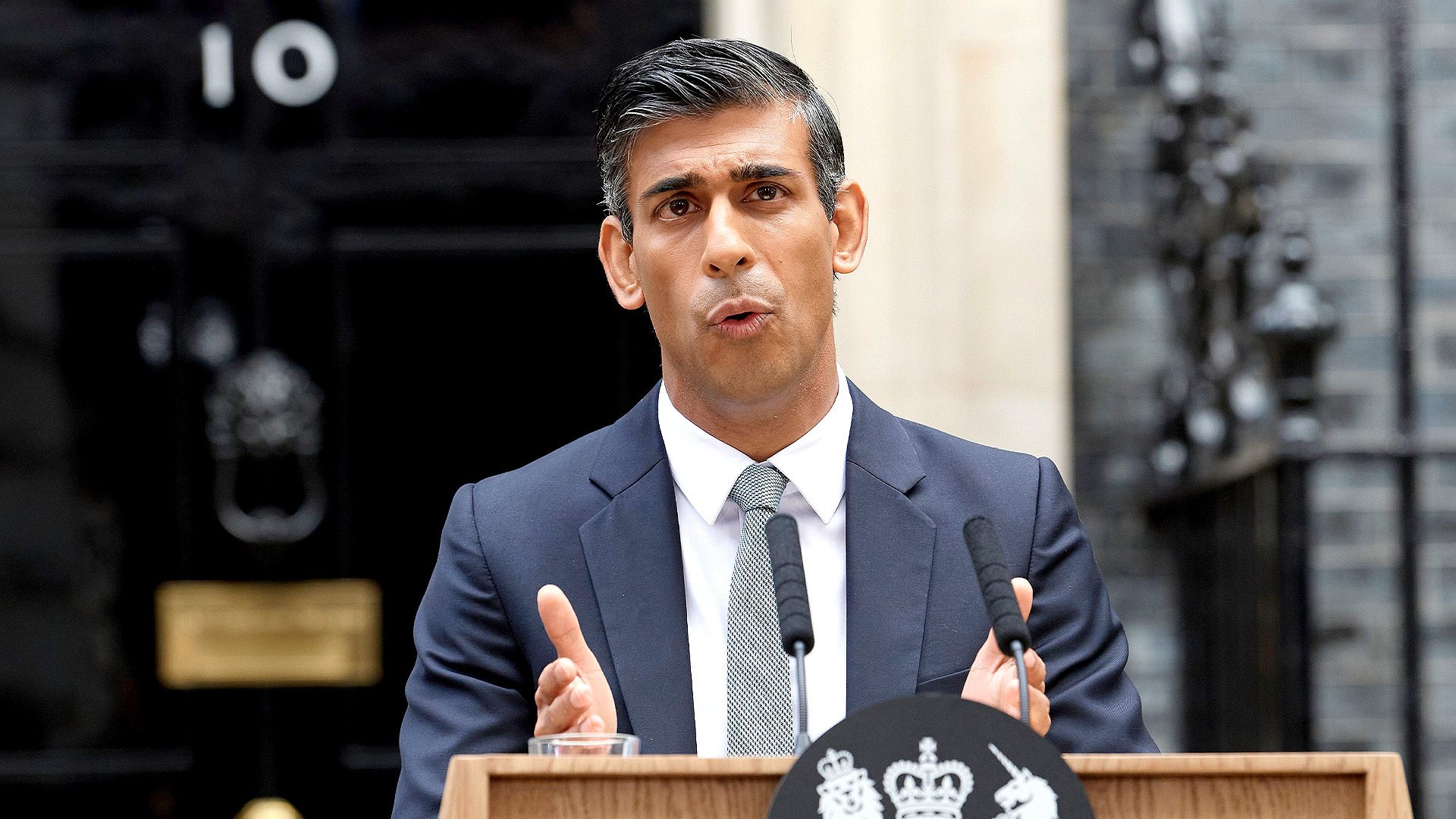 LIVE: Rishi Sunak announces general election – Channel 4 News