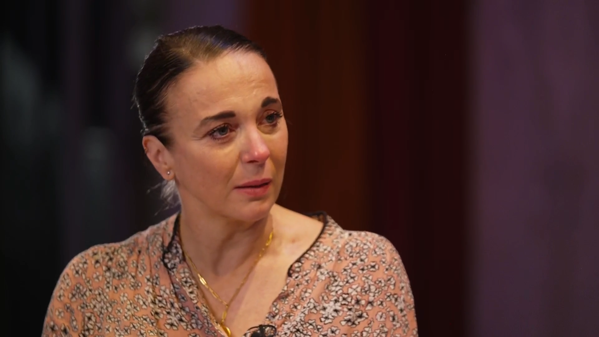 Amanda Abbington on Strictly experience – full interview – Channel 4 News