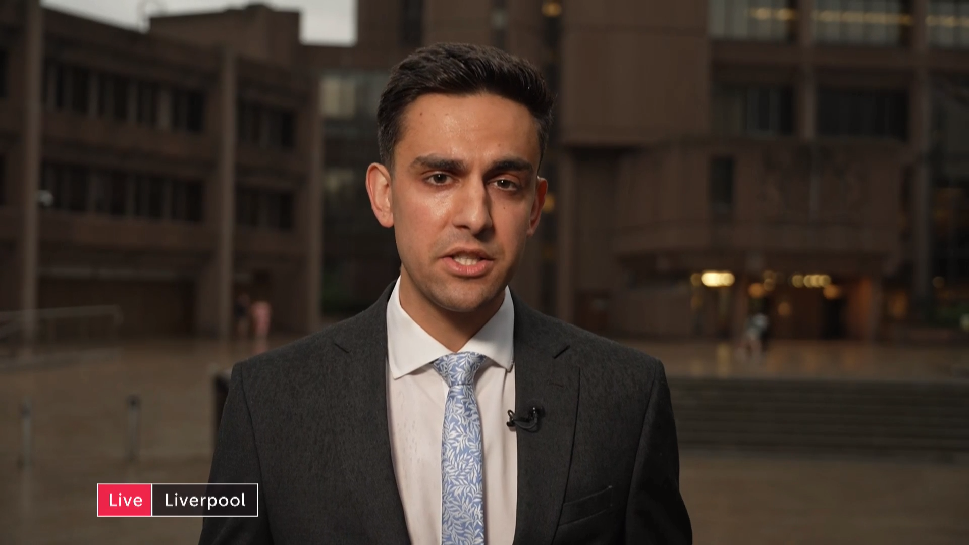 Some of the first UK riot suspects appear in court – Channel 4 News