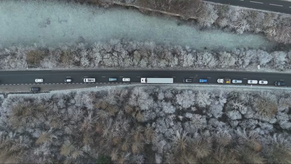 Weather warnings for snow and freezing rain across the UK – Channel 4 News