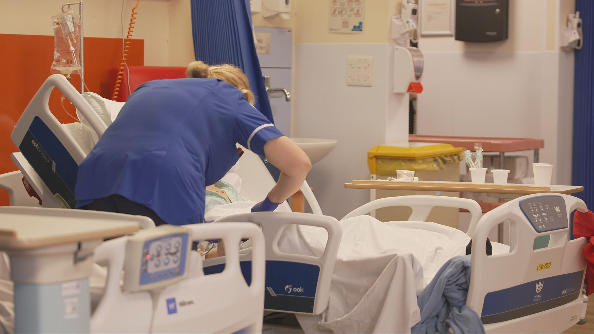 Labour reveals private sector push to clear NHS backlog – Channel 4 News