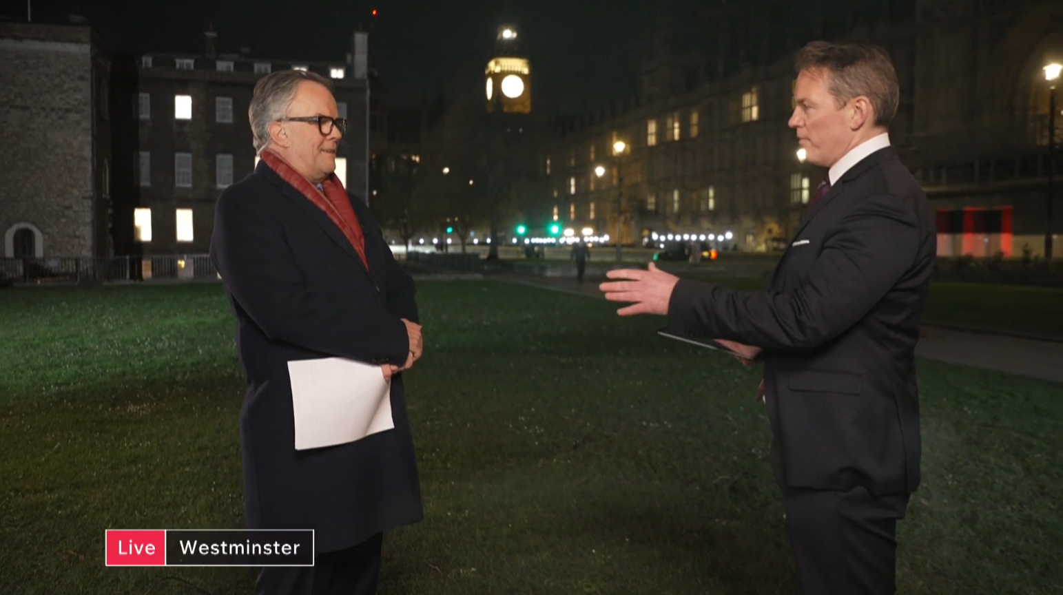 NHS England chief executive announces shock resignation – Channel 4 News