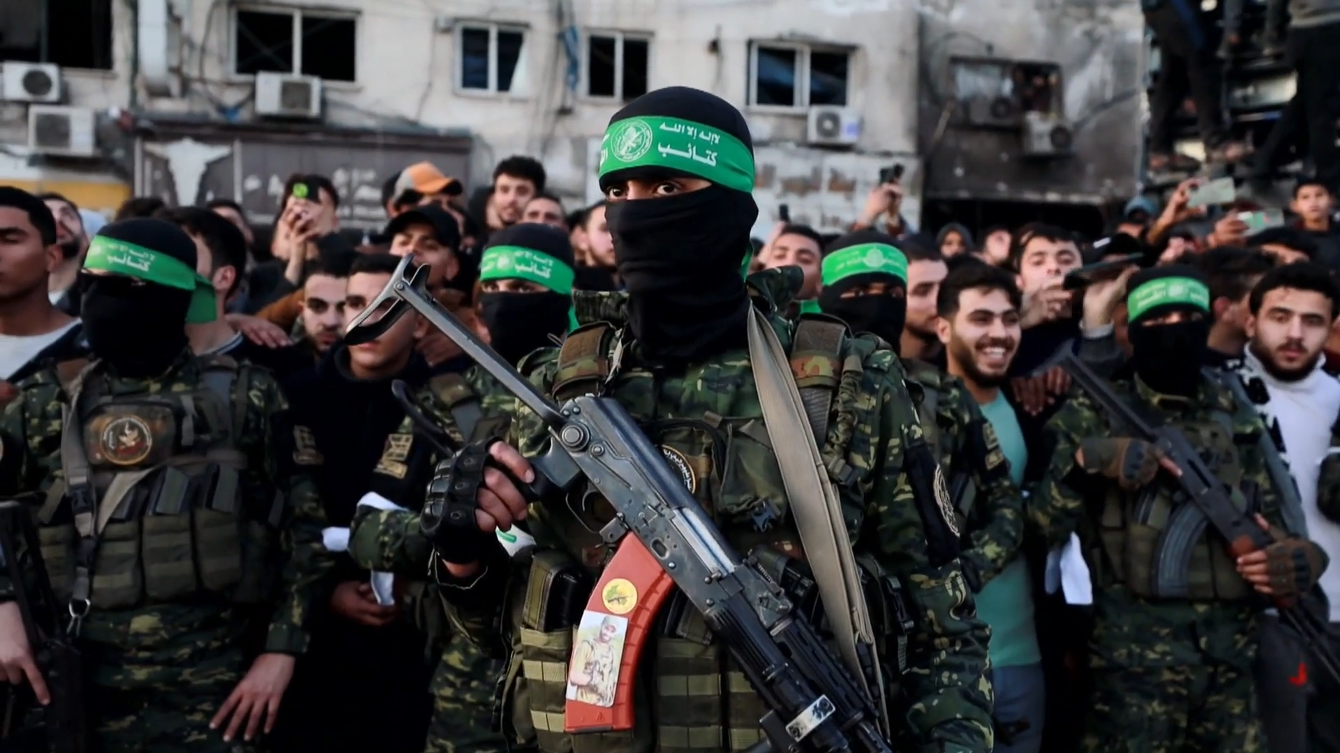 Hundreds join anti-Hamas protests across Gaza – Channel 4 News