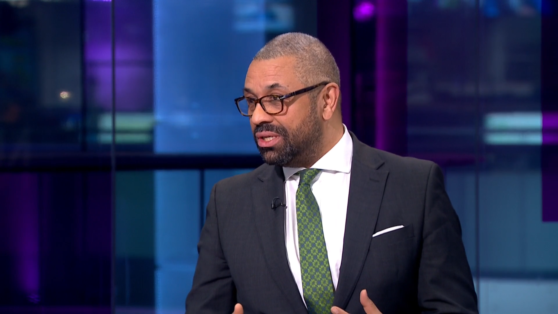 Putin ‘playing games’ with Ukraine says former foreign secretary ...