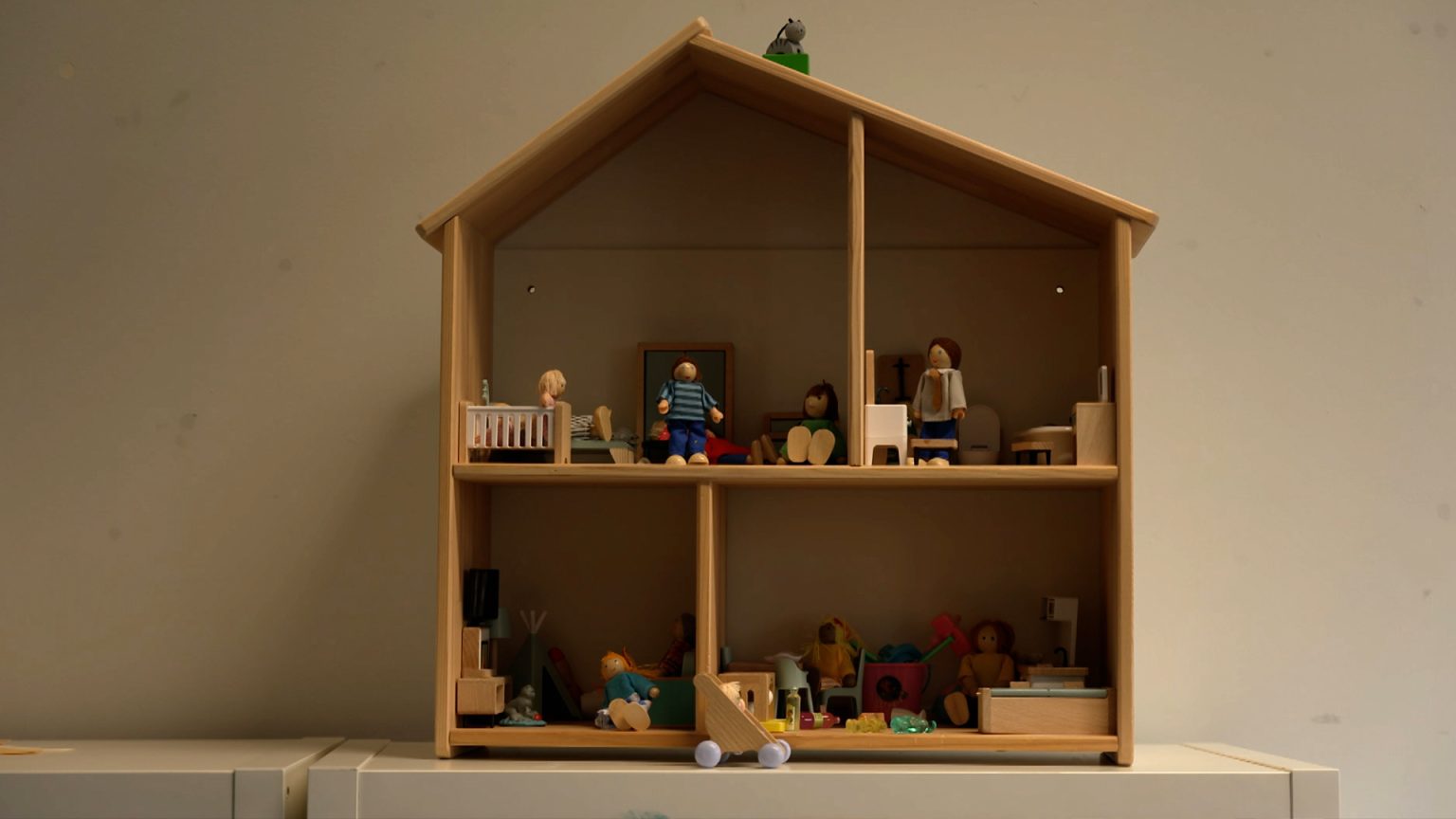 Child victims of domestic abuse are ‘failed’ says commissioner ...