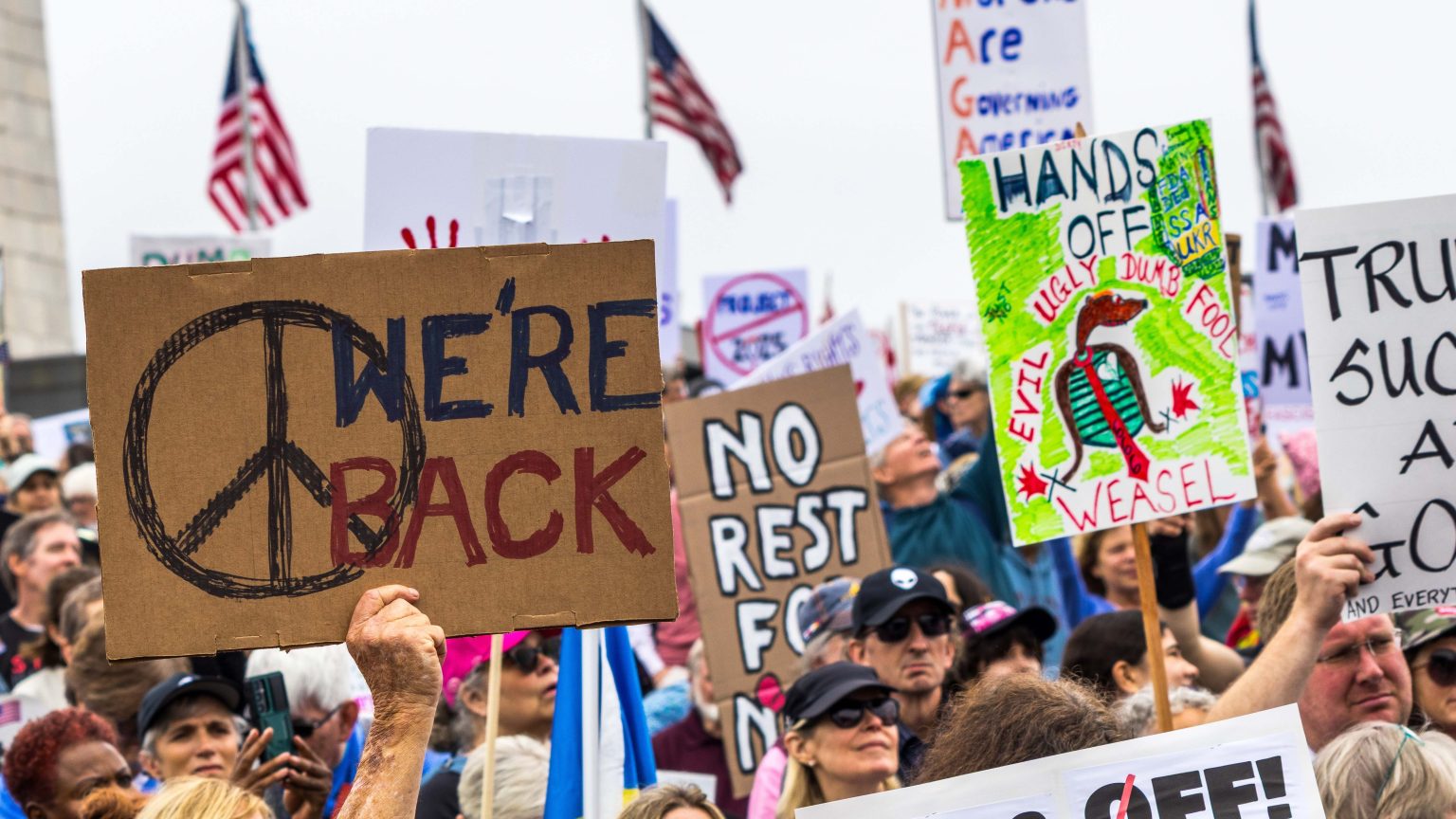 Trump protests across US as tariffs wipe trillions off global markets ...
