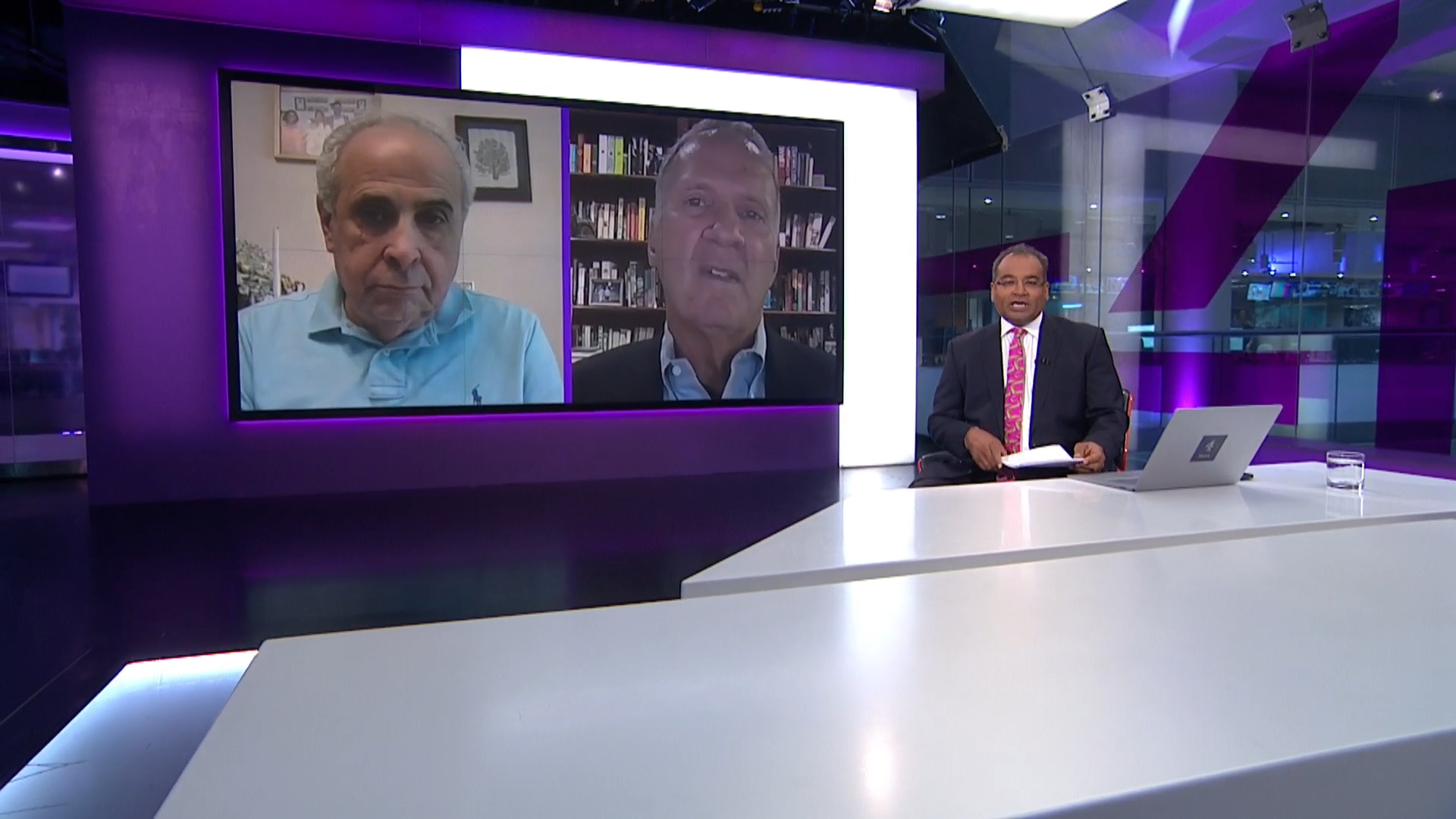 Trump has ‘credibility problem’ – American pollster – Channel 4 News